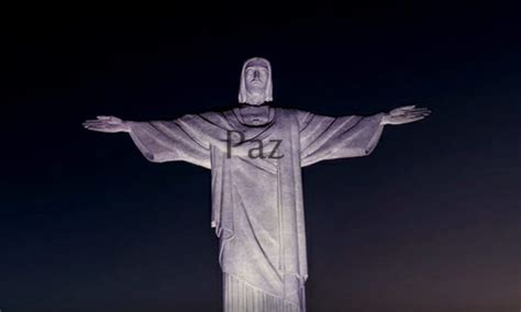 Cristo Redentor Pede Paz Para O Mundo