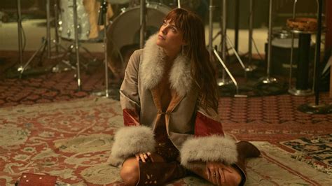 Daisy Jones And The Six S01e06 Track 6 Whatever Gets You Thru The