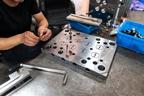 Custom Makeup Powder Container Supplier In China Ukpack