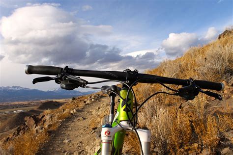 Review Easton Ec Wide Carbon Flat Bar Singletracks Mountain Bike News