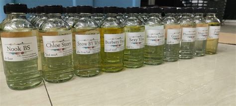 Hot น้ำหอมกลิ่นใหม่ เลิฟลี่ หอมหวานเย้ายวน ขวดใหญ่ ปริมาณ 120 Ml จำนวน