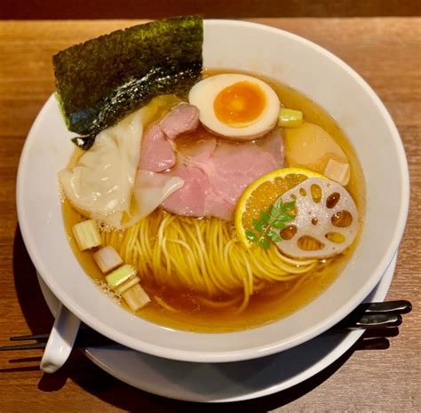 『秋刀魚節醤油らぁめん』らあめん あじるくのレビュー ラーメンデータベース