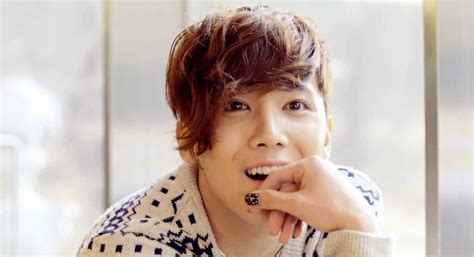 Lee Hong Ki Severely