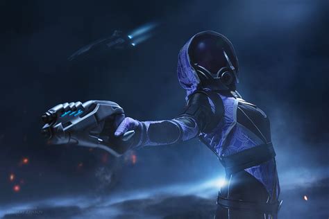 Mass Effects TaliZorah Rocks The Citadel In Striking Cosplay