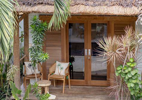 TROPICA TRANQUILITY From AU 88 The Lembongan Traveller