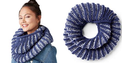 Faux Brioche Knitted Cowl Free Knitting Pattern