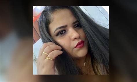 Blog Da Michelle Magalh Es Luto Faleceu Aos Anos A Jovem Larissa