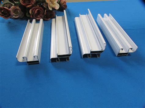 Iso Standard Ghana Shower Doors Projected Window Profile From China