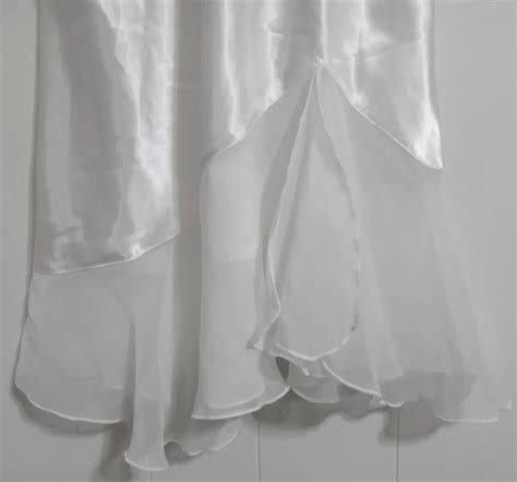 Vintage White Satin Lace Lingerie Nighty M Ruffle Flo Gem