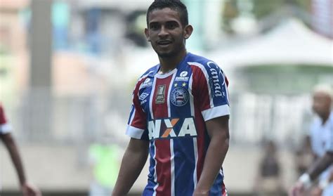 Atacante Marco Antônio deve desfalcar o Bahia contra o Atlético PR