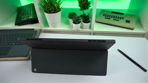 Minisforum V Review With Video In Tablet Laptop And Portable Monitor With Amd Ryzen