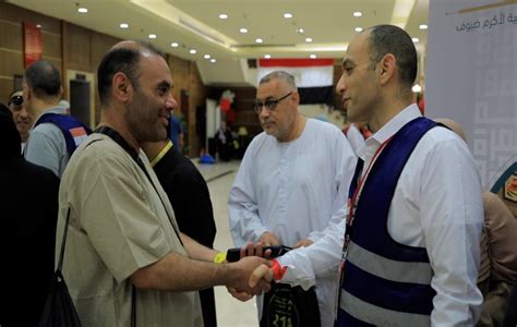 الداخلية تيسيرات كبيرة للحجاج وانتهاء أعمال تفويج حجاج القرعة صور