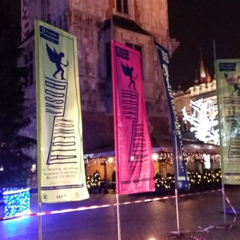 Nasze Flagi Na Krakowskim Rynku