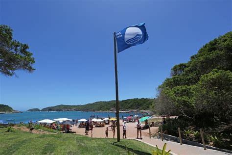 Prefeitura de Búzios faz sinalização dos espaços públicos no entorno da praia do Forno