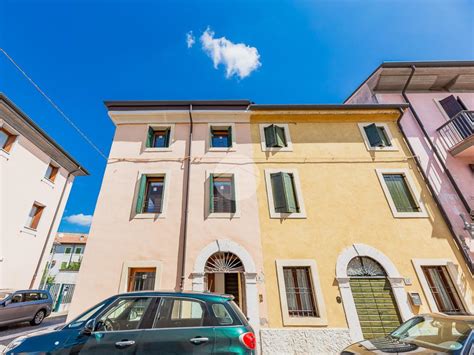 Trilocale In Vendita A Sommacampagna Verona Mq Tecnocasa It