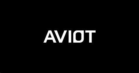 Aviot｜『グリッドマン ユニバース』コラボ完全ワイヤレスイヤホン第2弾“ツーバース”発売！ Press｜aviot