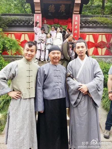 保剑锋、刘玥霏、 黄一飞、郑逸桐等主演的《崂山探花郎》剧照 知乎