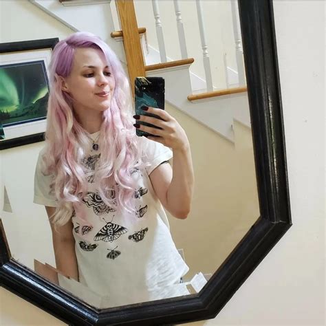 Am I Hot Or Just Cute ️ [19f] Scrolller