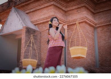 Beautiful Thai Woman Traditional Thai Dress Stock Photo 2276067105