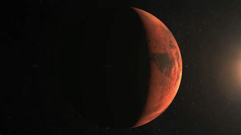 火星。照相机绕着火星飞行。从空间看。这颗行星被太阳照亮了一半。星星闪烁。 。太阳在右边模板素材 稿定设计