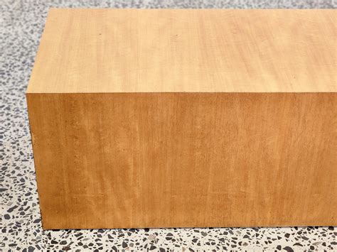 Lot Maple Veneered Box Style Coffee Table 41 X 120 X 45cm