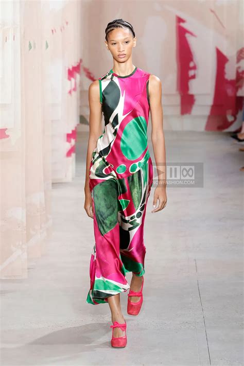 Ulla Johnson Ready To Wear Fall Winter 2025 New York NOWFASHION