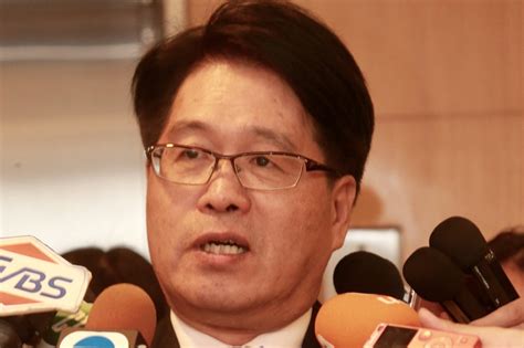 新聞 游盈隆批蔡英文想徵召六都：純潔臉龐背後藏醜陋野心 Gossiping板 Disp Bbs