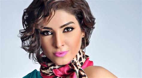 رسالة رومانسية من روجينا إلى أشرف زكي فوشيا