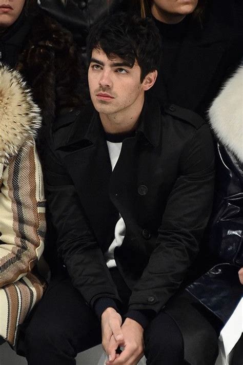 Joe Jonas Archive On Twitter Joe Jonas Jonas Brothers Jonas