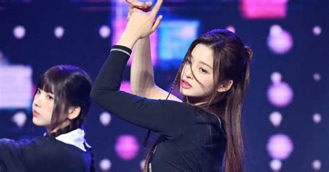 엔믹스 설윤 청순 미모 뽐내며 [사진]