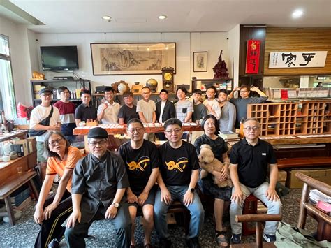 無諠室 樂之篆刻 正式開幕～ 初心印會第四次會員聯展 8 5 恭候您的光臨 展覽地點：懷雅文房