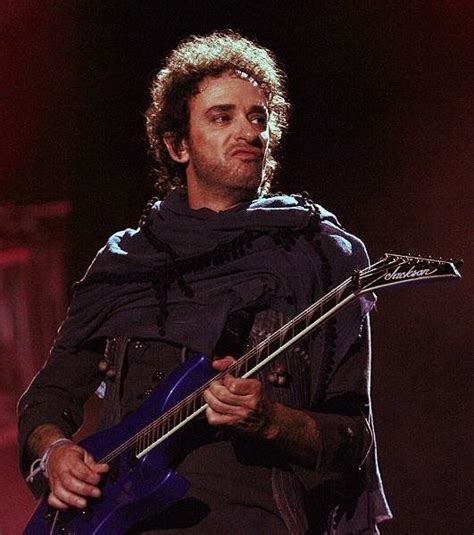 Pin De Bonomofo En Soda Stereo Musica Soda Stereo Gustavo Cerati