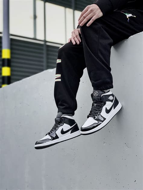 Кроссовки Nike Air Jordan 1 Mid Carbon Fiber All-Star. Найк Аир Джордан ...