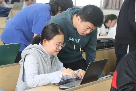 Datawhale“aix”高校行于华科大顺利举行！ 智源社区