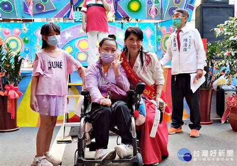 俠女、人間天使袁慧心競總成立 不分黨派共同推薦進議會服務民眾