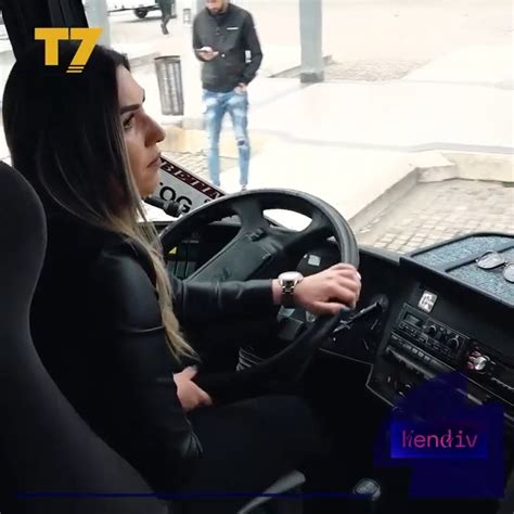 “krejt Punët E Burrave I Kam Ba Kam Livru Tokën Kam Kositë” Njihuni