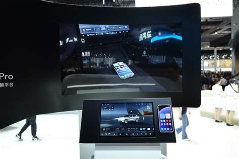 新能源车成大流！魅族flyme Auto教友商怎么玩车机