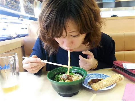 Deguchi Mariko Zainichi Koreanische Stiefmutter Milf Koreanischer