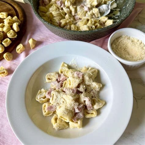 Tortellini Panna E Prosciutto Ham And Cream Recipes From Italy