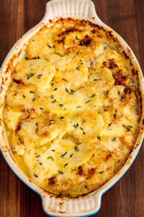 The Cheesy Sauce In This Potatoes Au Gratin Is So Good We Could Cry