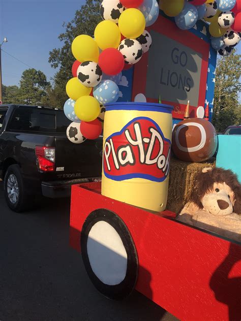 School Float Christmas Parade Floats Homecoming Floats Christmas