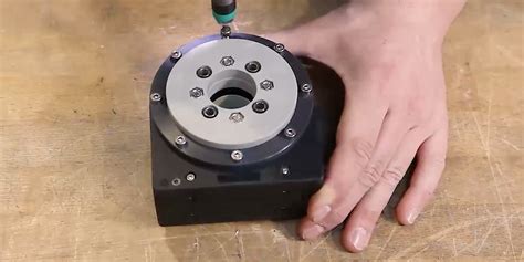 Video How To Build Low Cost Robotic Systems Using Igus Robolink Part