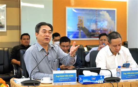 Tổng Giám đốc Petrovietnam Lê Mạnh Hùng làm việc với PTSC Mở rộng thị
