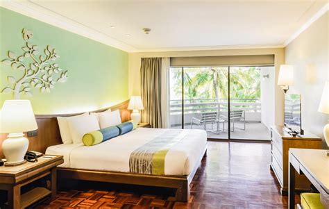 รีสอร์ท And โรงแรมที่พักหัวหินติดหาด เดอะ รีเจ้นท์ ชะอำ