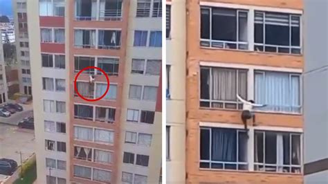 Sismo En Colombia Captan A Mujer Caer De Edificio En Fuerte Temblor De