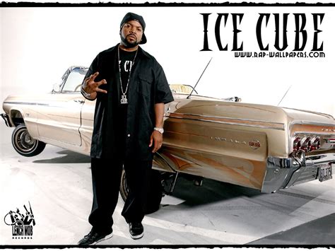 Wallpaper Ice Cube Dwitongelu