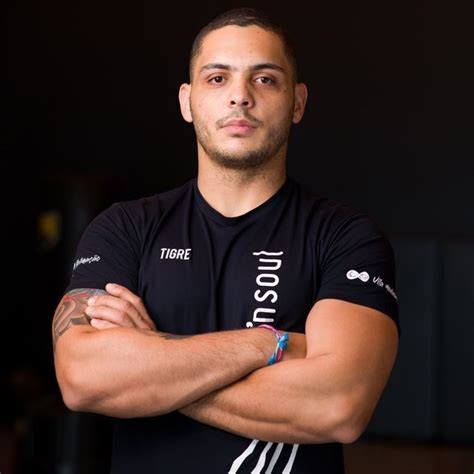 ᗩ ᒪ E ᙭ ᖴ ᑎᗩᔕᑕiᗰeᑎto Tigrebjj Coach • Threads Say More