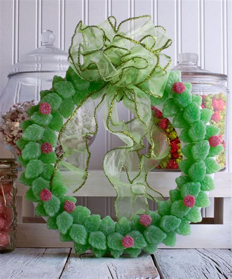 20 Easy Ways To Make A Candy Wreath Guide Patterns