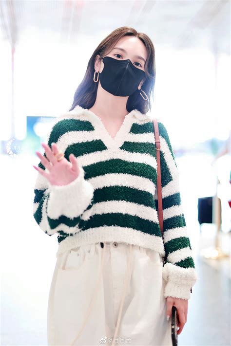 楊丞琳海鮮風波後首現身！「雙眼無神」憔悴貌曝光 粉絲：心疼你