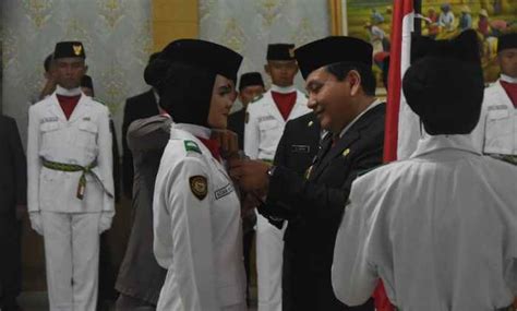 Penjabat Bupati Bachril Bakri Kukuhkan Paskibraka Sarolangun Tahun 2024